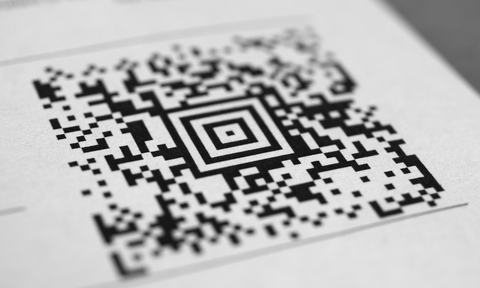 Méfiez-vous cette nouvelle arnaque aux QR codes sur les bornes de ...